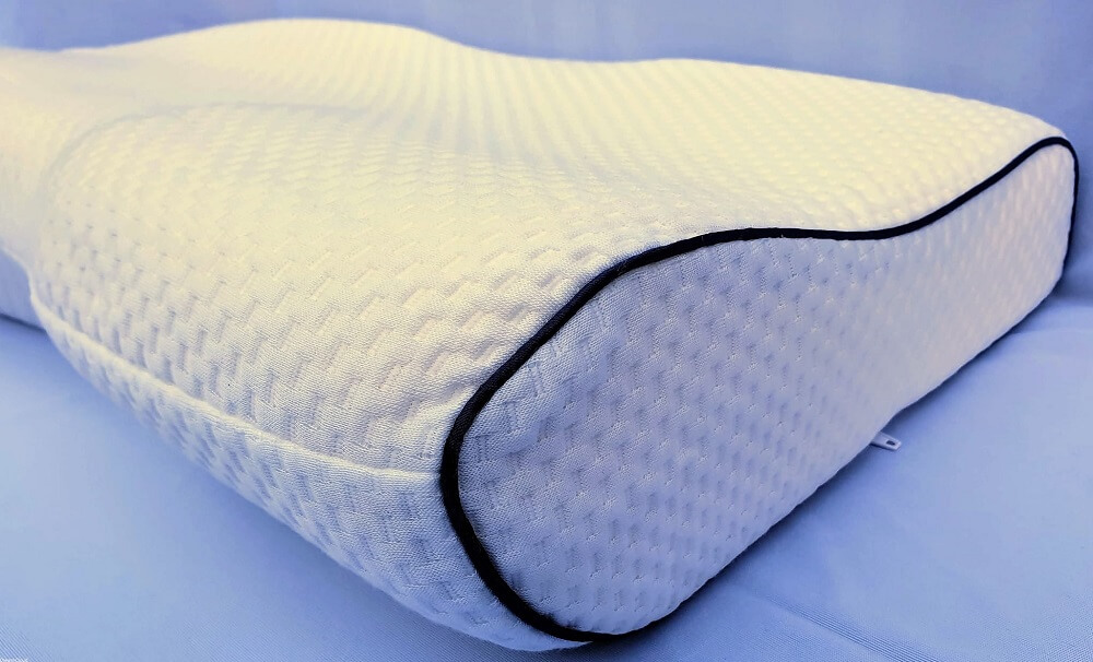 Pravidelné chrápání je třeba řešit. Polštář proti chrápání.